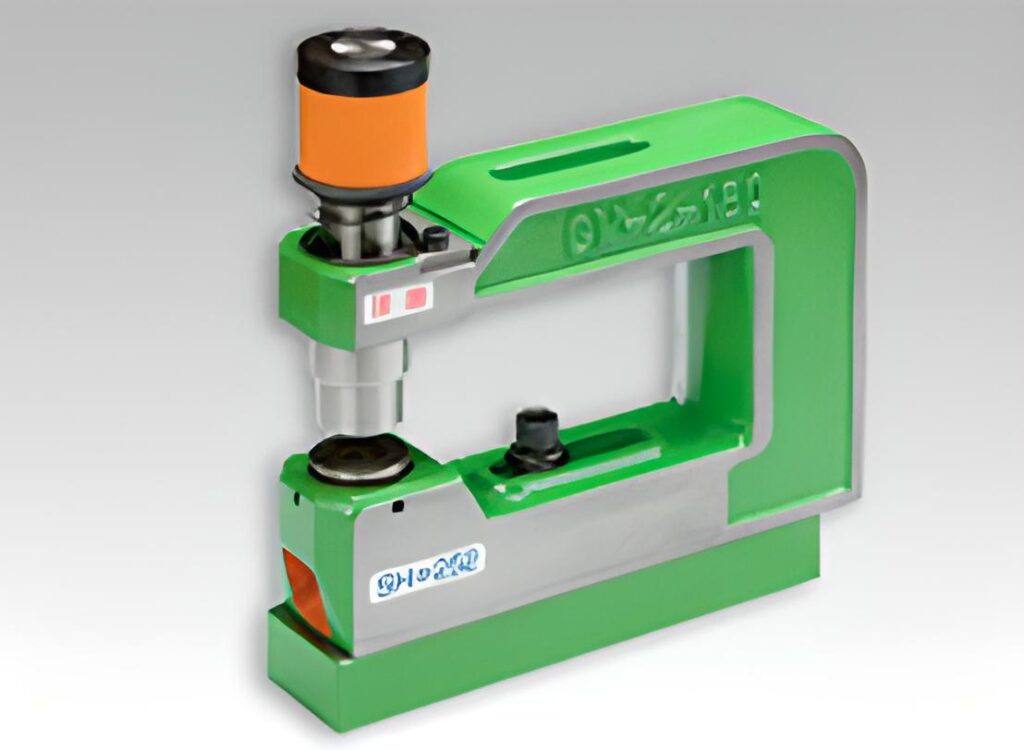 Takeda Machinery Punching Unit Dies for the Unit Worker | Kouei Japan ...